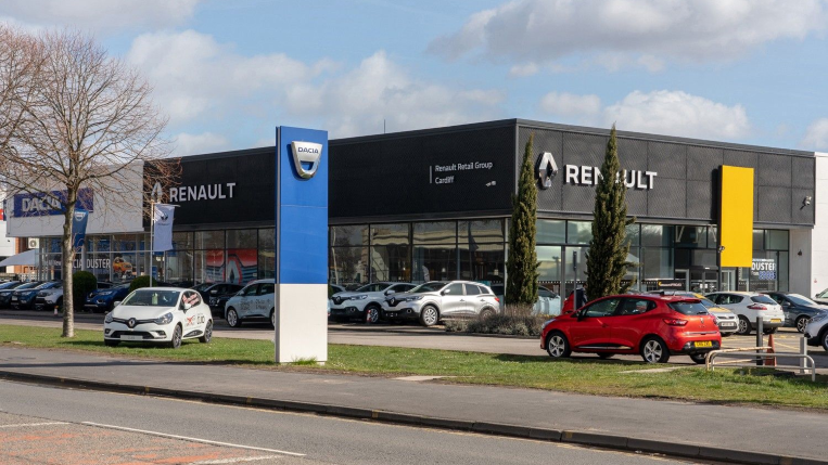 Careers | Renault Retail